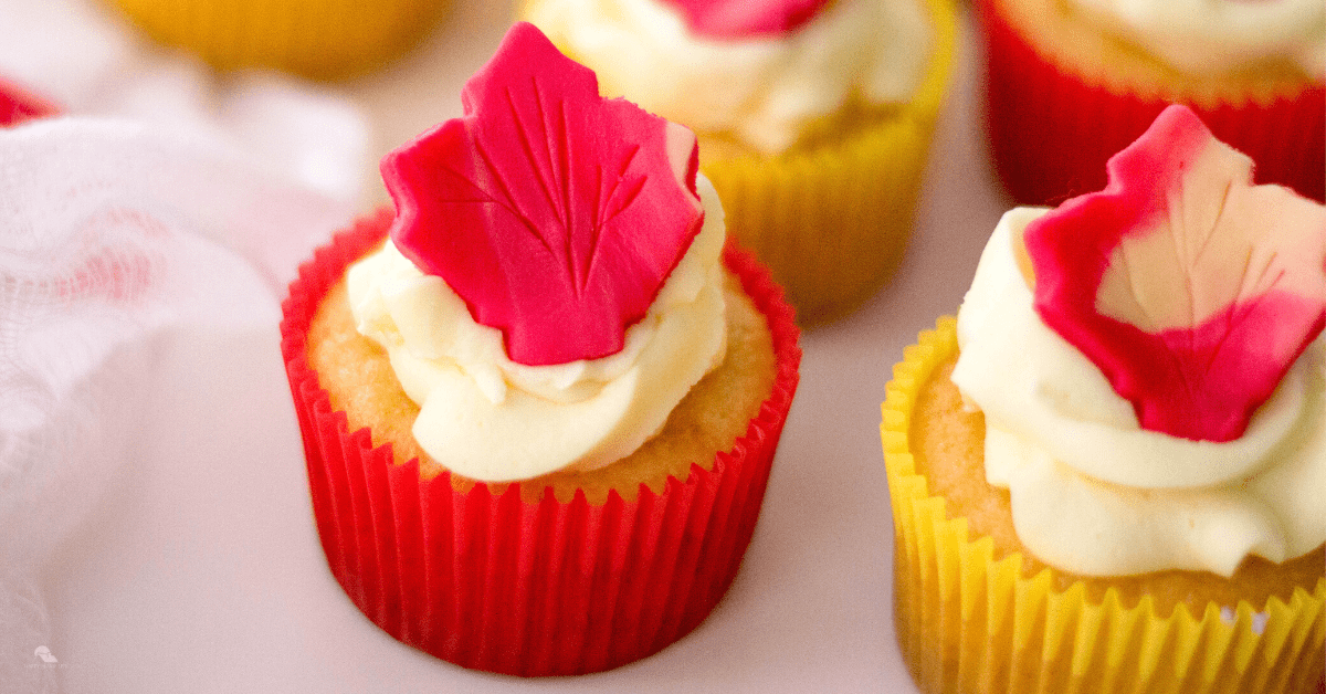Maple Leaf Autumn Cupcakes - The Happy Home Life