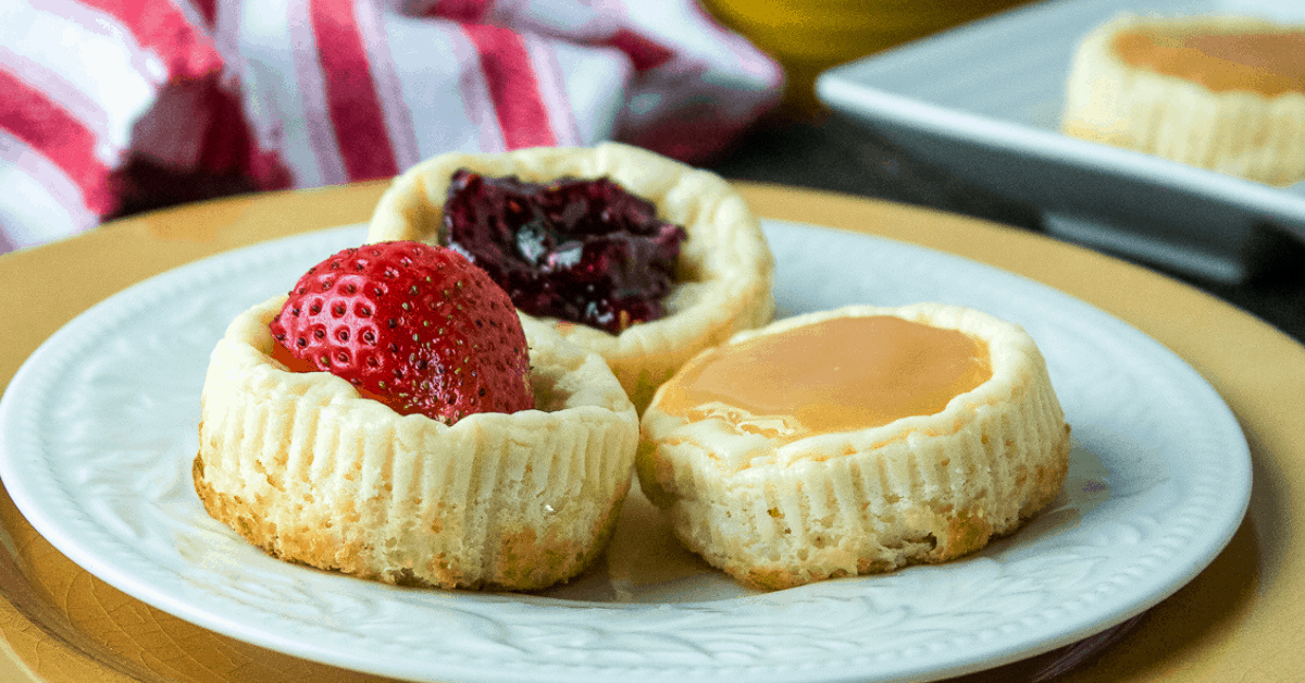 Super Easy Crustless Mini Bite-Sized Cheesecake